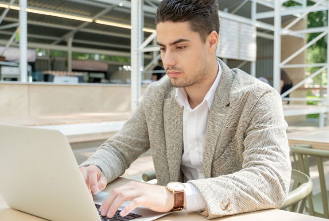 Back Stop Explained (2025): Dynamics, Examples